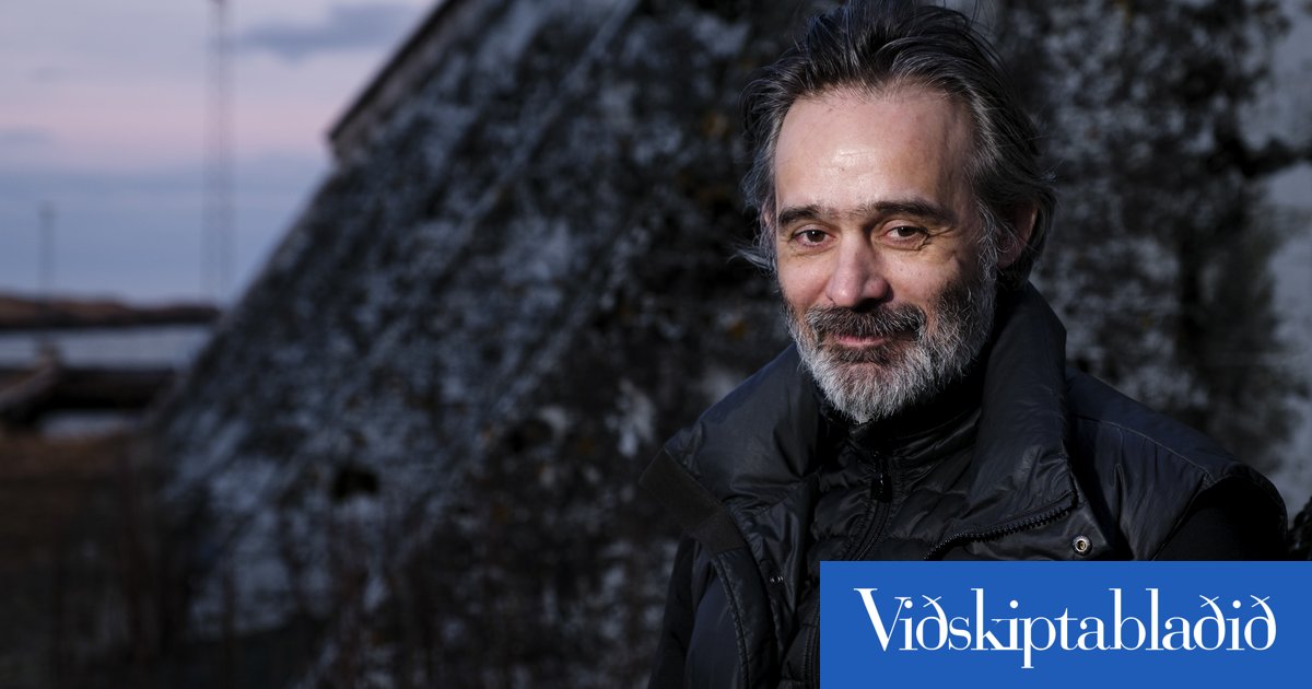 Greiðir 250 milljónir í arð