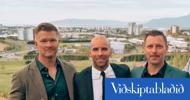 Egill, Auddi og Steindi í orku­drykkja­sölu