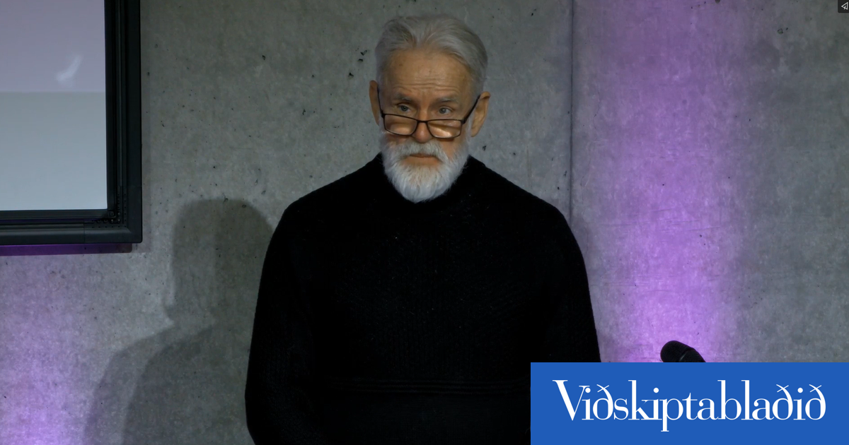 „Ég er að sýna af mér að­dáunar­verða stillingu“