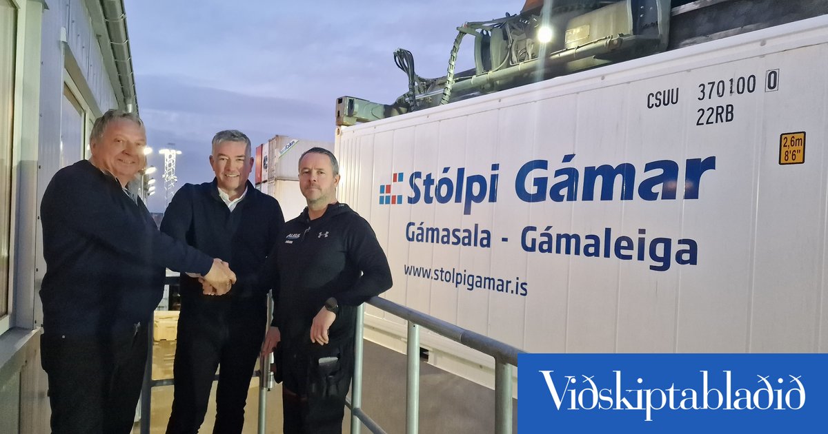 Stólpi Gámar ganga frá kaupum á Alkuli