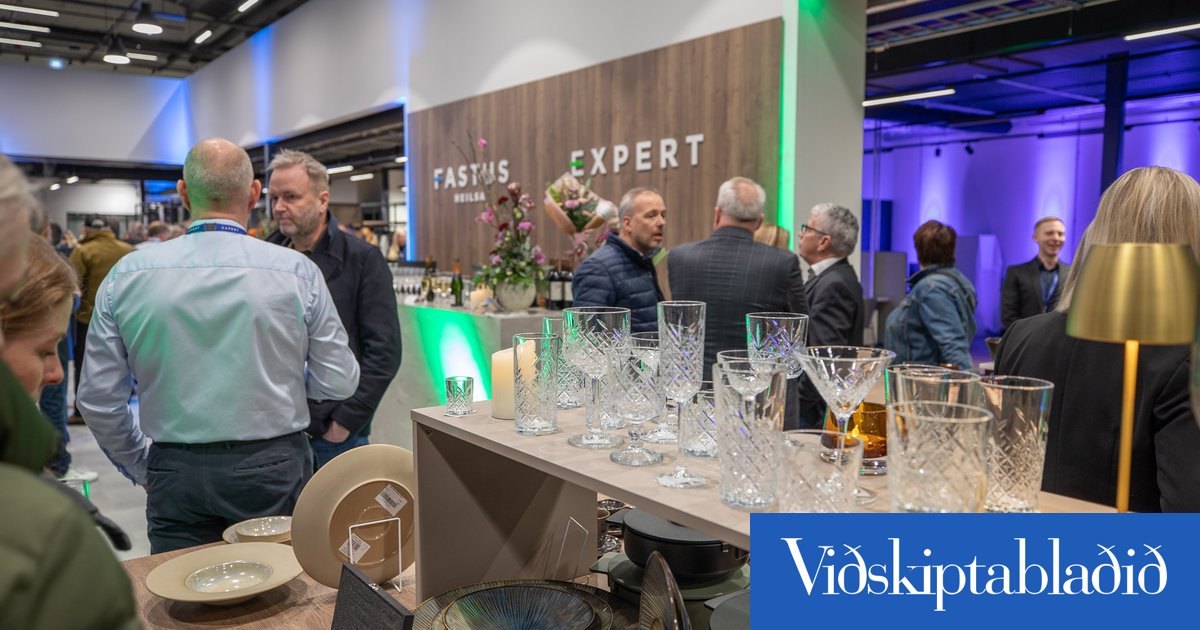 Myndir: Opnunarveisla Fastus heilsu og Expert