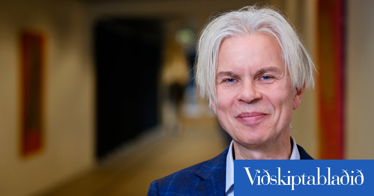 Tollar, væntingar, einkaneysla og kreppa