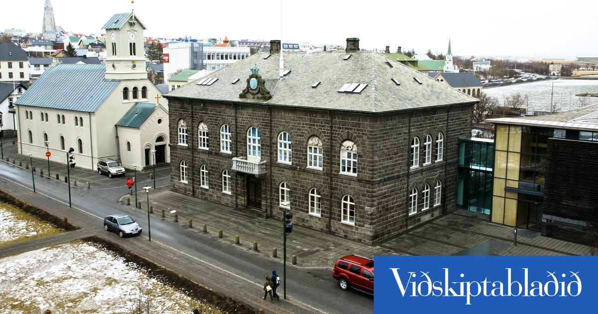 Píratar og Samfylking bæta við sig