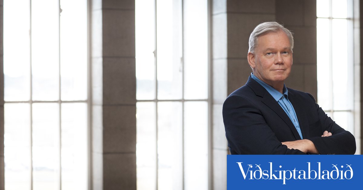 Hannes segir Róbert misvitran lögfræðing