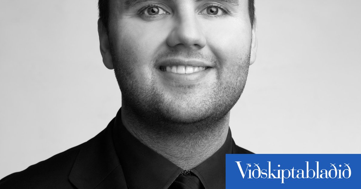 Móberg selur Hópkaup