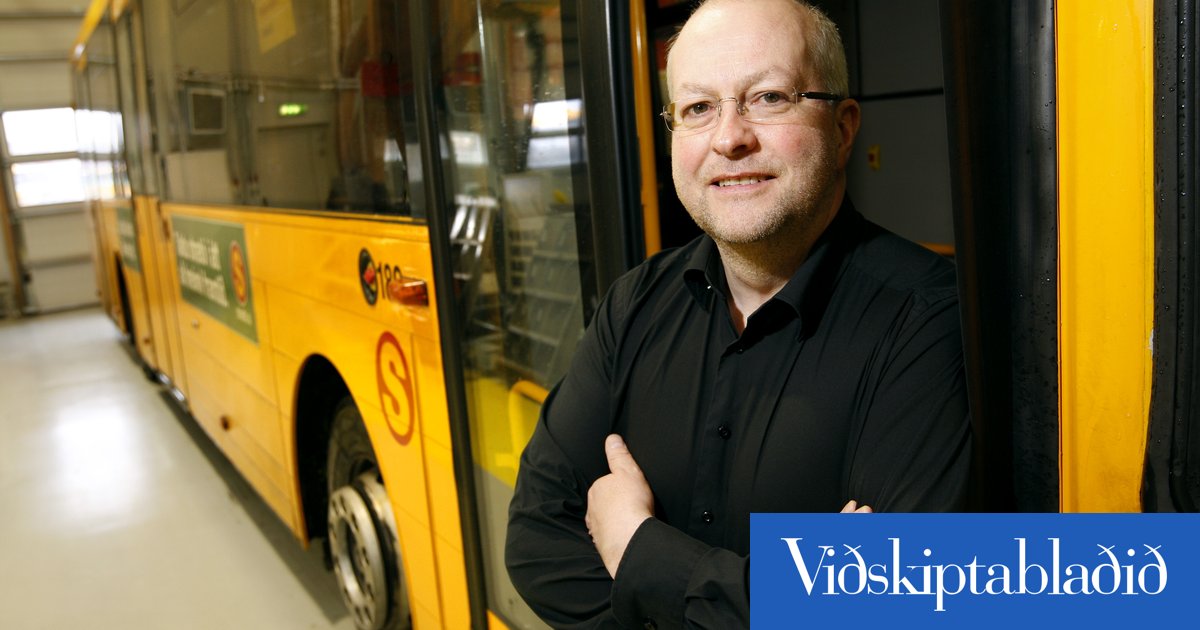 Skrifar ritgerð um tíma sinn hjá Strætó